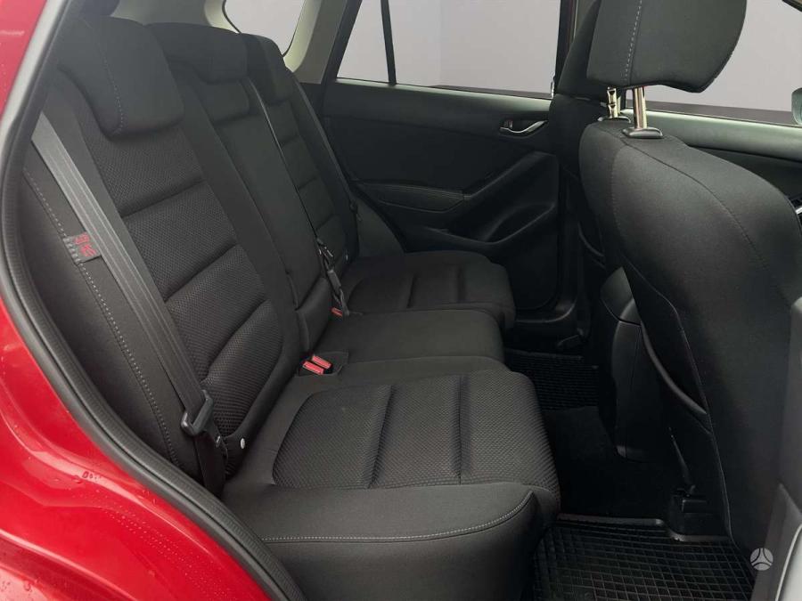 Red Mazda CX-5 2018 in Vilnius, with an engine capacity of 2.20 L and mileage of 58 thousand km for 13999 €, photo 9 on AUTOMOTO.COM.LV