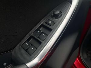 Red Mazda CX-5 2018 in Vilnius, with an engine capacity of 2.20 L and mileage of 58 thousand km for 13999 €, photo 12 on AUTOMOTO.COM.LV