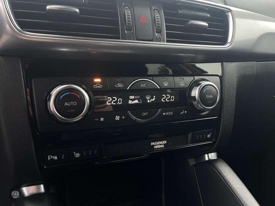 Red Mazda CX-5 2018 in Vilnius, with an engine capacity of 2.20 L and mileage of 58 thousand km for 13999 €, photo 18 on AUTOMOTO.COM.LV