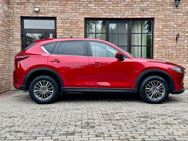 Red Mazda CX-5 2018 in Jelgava, with an engine capacity of 2.20 L and mileage of 0 thousand km for 15500 €, photo 5 on AUTOMOTO.COM.LV