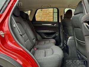 Sarkans Mazda CX-5 2018 Jelgava, ar dzinēja tilpumu 2.20 L un nobraukumu 0 tūkst. km par 15500 €, foto 16 vietnē AUTOMOTO.COM.LV