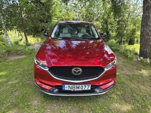Red Mazda CX-5 2018 in Vilnius, with an engine capacity of 2.20 L and mileage of 190 thousand km for 16500 €, photo 4 on AUTOMOTO.COM.LV