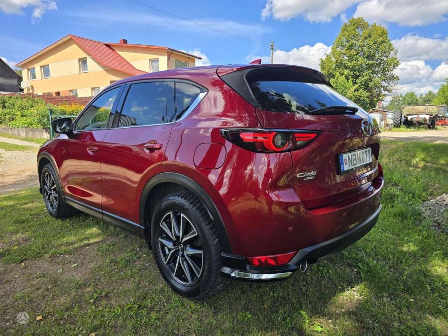 Red Mazda CX-5 2018 in Vilnius, with an engine capacity of 2.20 L and mileage of 190 thousand km for 16500 €, photo 7 on AUTOMOTO.COM.LV