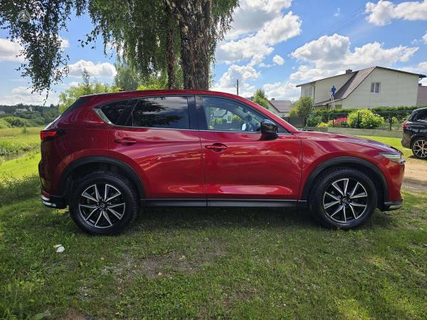 Red Mazda CX-5 2018 in Vilnius, with an engine capacity of 2.20 L and mileage of 190 thousand km for 16500 €, photo 8 on AUTOMOTO.COM.LV