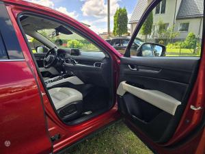 Red Mazda CX-5 2018 in Vilnius, with an engine capacity of 2.20 L and mileage of 190 thousand km for 16500 €, photo 14 on AUTOMOTO.COM.LV