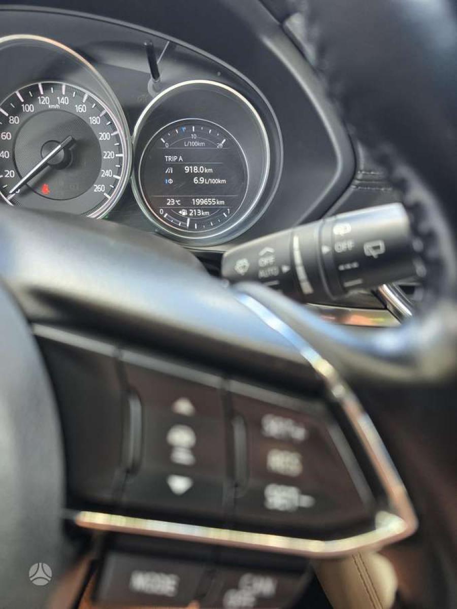 Red Mazda CX-5 2018 in Vilnius, with an engine capacity of 2.20 L and mileage of 190 thousand km for 16500 €, photo 29 on AUTOMOTO.COM.LV