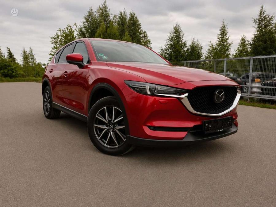 Red Mazda CX-5 2018 in Pakruojis, with an engine capacity of 2.19 L and mileage of 198 thousand km for 12500 €, photo 3 on AUTOMOTO.COM.LV
