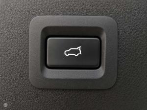 Red Mazda CX-5 2018 in Pakruojis, with an engine capacity of 2.19 L and mileage of 198 thousand km for 12500 €, photo 8 on AUTOMOTO.COM.LV