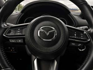 Red Mazda CX-5 2018 in Pakruojis, with an engine capacity of 2.19 L and mileage of 198 thousand km for 12500 €, photo 17 on AUTOMOTO.COM.LV