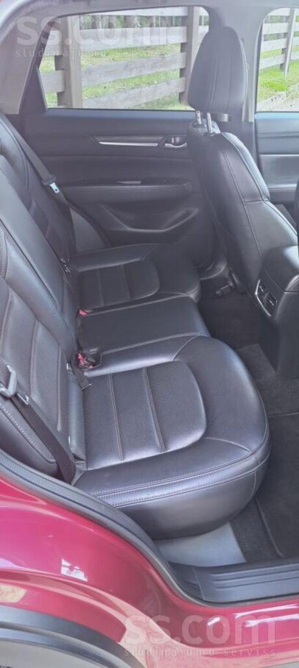 Red Mazda CX-5 2018 in Daugavpils, with an engine capacity of 2.20 L and mileage of 161 thousand km for 17000 €, photo 7 on AUTOMOTO.COM.LV
