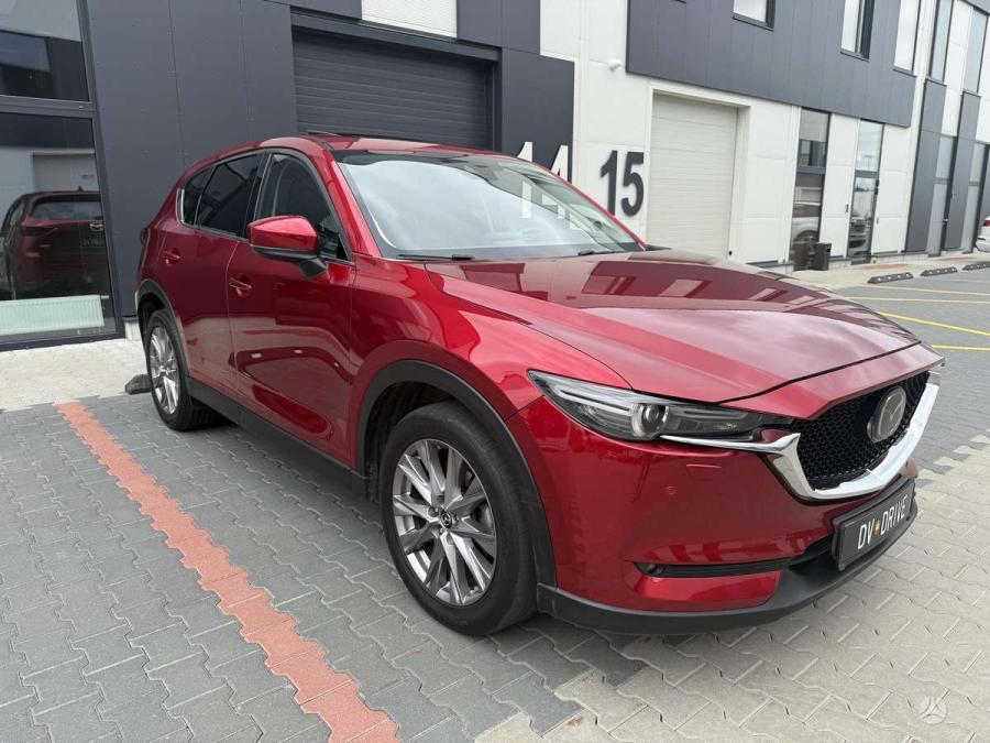 Red Mazda CX-5 2019 in Vilnius, with an engine capacity of 2.19 L and mileage of 144 thousand km for 15999 €, photo 1 on AUTOMOTO.COM.LV