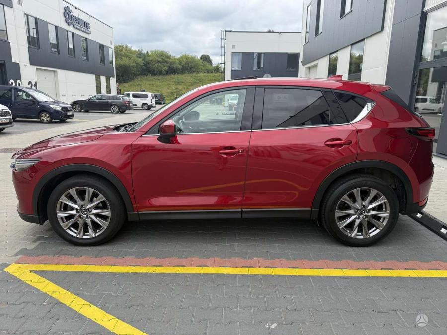 Red Mazda CX-5 2019 in Vilnius, with an engine capacity of 2.19 L and mileage of 144 thousand km for 15999 €, photo 6 on AUTOMOTO.COM.LV