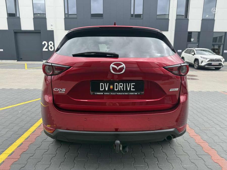 Red Mazda CX-5 2019 in Vilnius, with an engine capacity of 2.19 L and mileage of 144 thousand km for 15999 €, photo 7 on AUTOMOTO.COM.LV