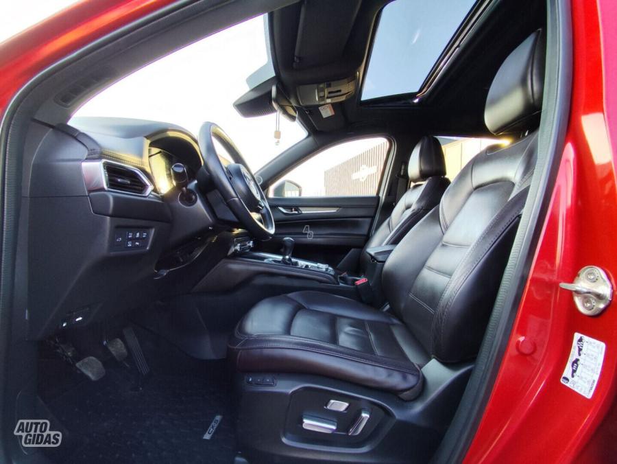 Red Mazda CX-5 2021 in Siauliai, with an engine capacity of 2.00 L and mileage of 228 thousand km for 17950 €, photo 13 on AUTOMOTO.COM.LV