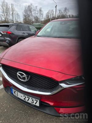 Red Mazda CX-5 2021 in Riga, with an engine capacity of 2.00 L and mileage of 17 thousand km for 21000 €, photo 5 on AUTOMOTO.COM.LV