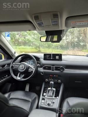 Red Mazda CX-5 2021 in Jurmala, with an engine capacity of 2.00 L and mileage of 61 thousand km for 20500 €, photo 8 on AUTOMOTO.COM.LV