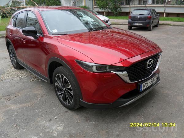 Красный Мазда СХ-5 2022 в Рига, объемом двигателя 2.50 л и пробегом 60 тыс. км за 24000 €, фото 3 на AUTOMOTO.COM.LV