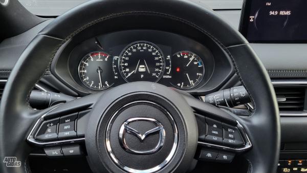 Red Mazda CX-5 2023 in Klaipeda, with an engine capacity of 2.50 L and mileage of 31 thousand km for 24500 €, photo 3 on AUTOMOTO.COM.LV