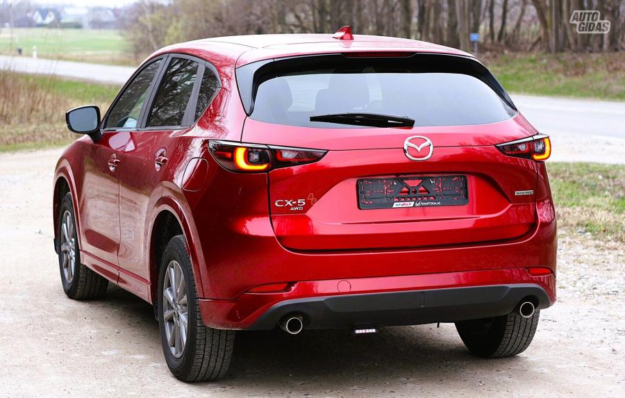 Sarkans Mazda CX-5 2024 Petrikaičiai, ar dzinēja tilpumu 2.50 L un nobraukumu 28 tūkst. km par 22999 €, foto 15 vietnē AUTOMOTO.COM.LV