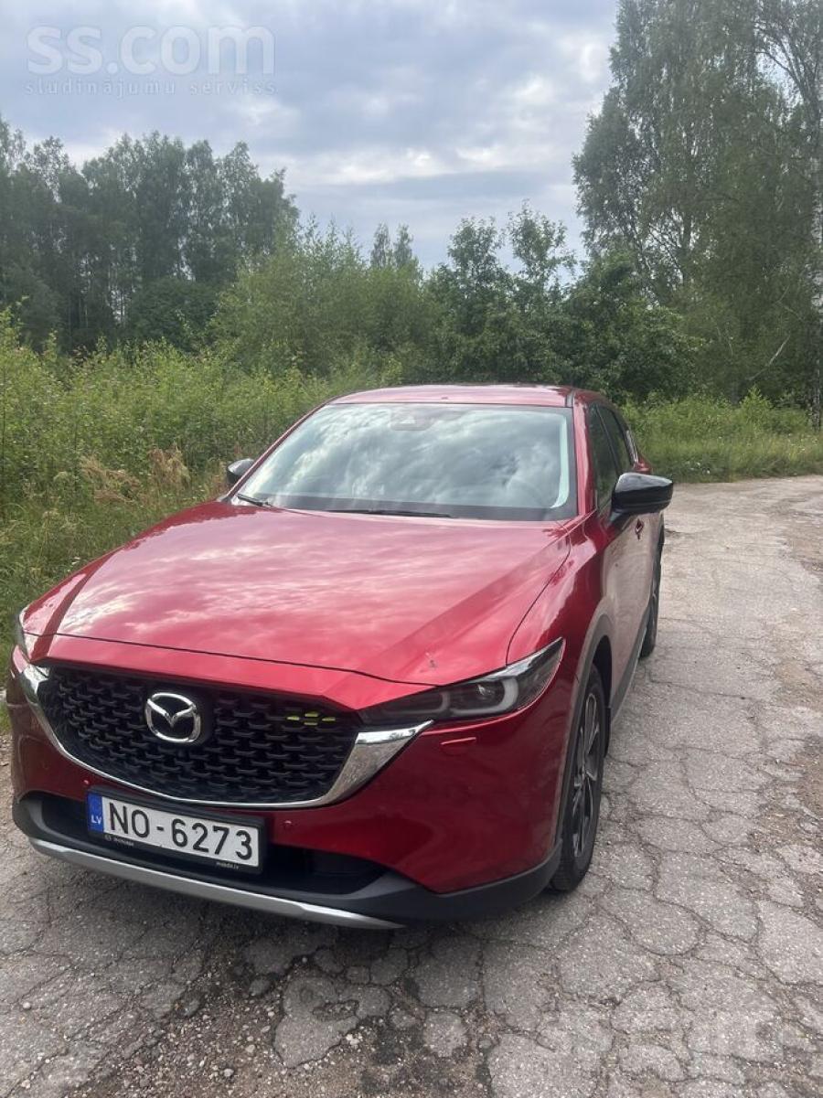 Sarkans Mazda CX-5 2023 Ventspils, ar dzinēja tilpumu 2.50 L un nobraukumu 15 tūkst. km par 26000 €, foto 1 vietnē AUTOMOTO.COM.LV