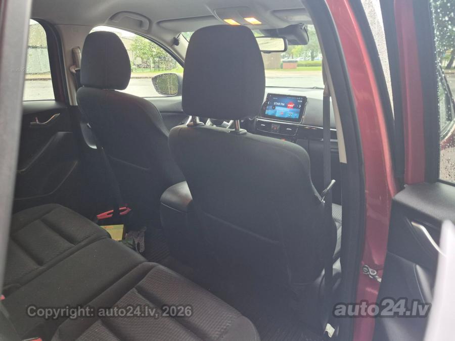 Sarkans Mazda CX-5 2014 Tallina, ar dzinēja tilpumu 2.20 L un nobraukumu 244 tūkst. km par 8500 €, foto 6 vietnē AUTOMOTO.COM.LV