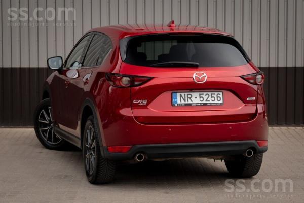 Red Mazda CX-5 2017 in Talsi, with an engine capacity of 2.20 L and mileage of 158 thousand km for 17950 €, photo 4 on AUTOMOTO.COM.LV