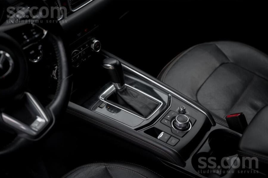 Red Mazda CX-5 2017 in Talsi, with an engine capacity of 2.20 L and mileage of 158 thousand km for 17950 €, photo 27 on AUTOMOTO.COM.LV