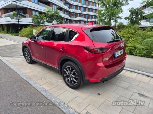 Sarkans Mazda CX-5 2018 Tallina, ar dzinēja tilpumu 2.00 L un nobraukumu 119 tūkst. km par 19000 €, foto 8 vietnē AUTOMOTO.COM.LV