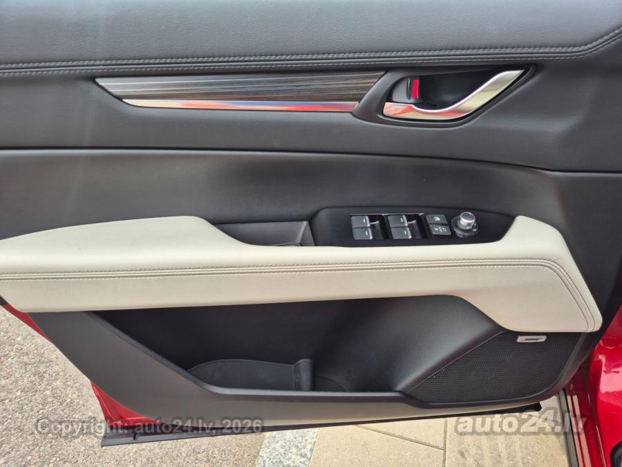 Sarkans Mazda CX-5 2018 Tallina, ar dzinēja tilpumu 2.00 L un nobraukumu 119 tūkst. km par 19000 €, foto 13 vietnē AUTOMOTO.COM.LV