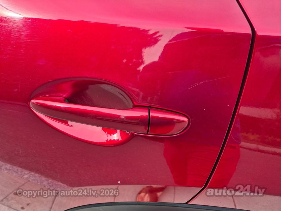 Sarkans Mazda CX-5 2018 Tallina, ar dzinēja tilpumu 2.00 L un nobraukumu 119 tūkst. km par 19000 €, foto 15 vietnē AUTOMOTO.COM.LV