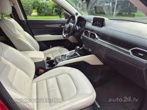 Sarkans Mazda CX-5 2018 Tallina, ar dzinēja tilpumu 2.00 L un nobraukumu 119 tūkst. km par 19000 €, foto 20 vietnē AUTOMOTO.COM.LV