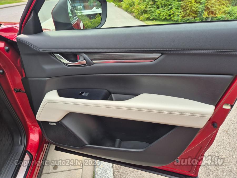 Sarkans Mazda CX-5 2018 Tallina, ar dzinēja tilpumu 2.00 L un nobraukumu 119 tūkst. km par 19000 €, foto 21 vietnē AUTOMOTO.COM.LV