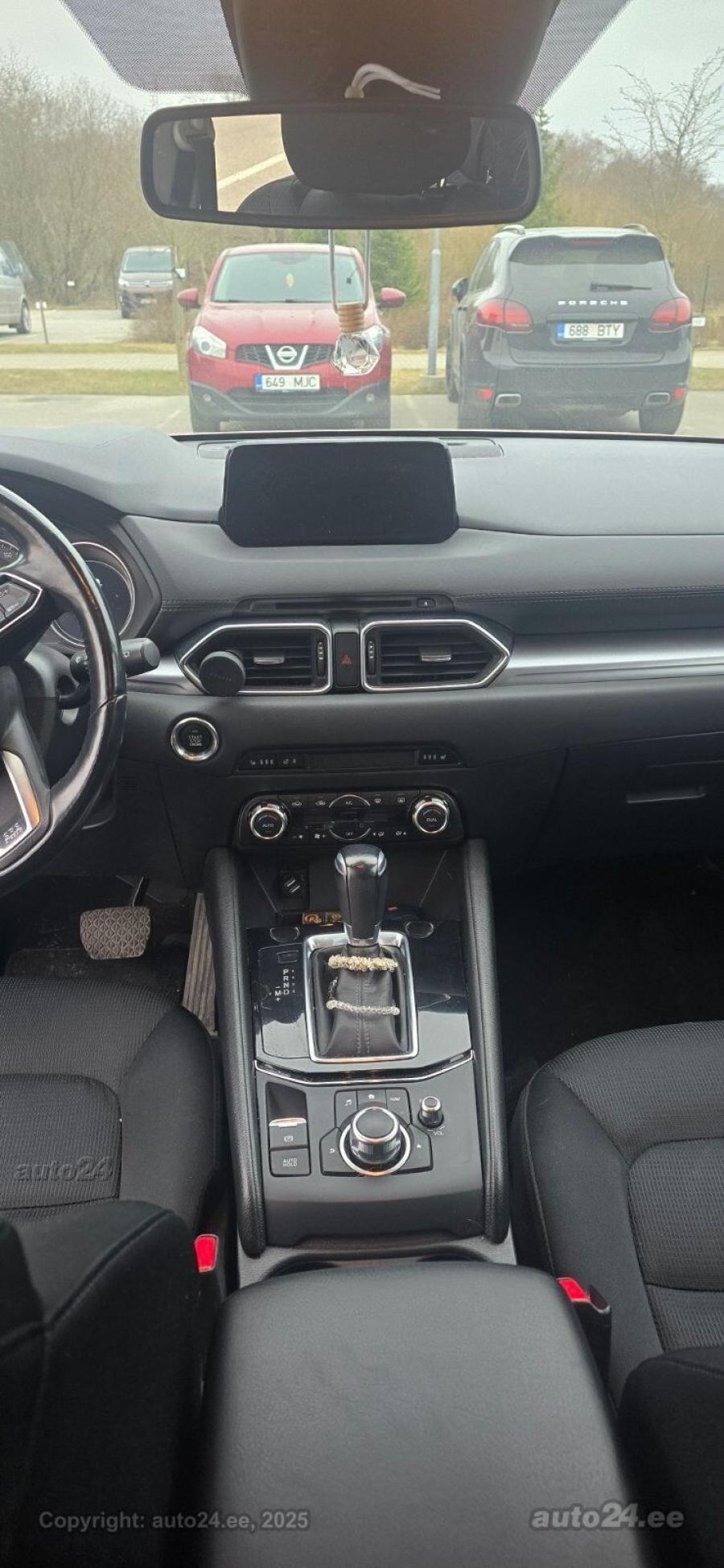 Mazda CX-5 2018 in Tallinn, with an engine capacity of 2.20 L and mileage of 85 thousand km for 21500 €, photo 3 on AUTOMOTO.COM.LV
