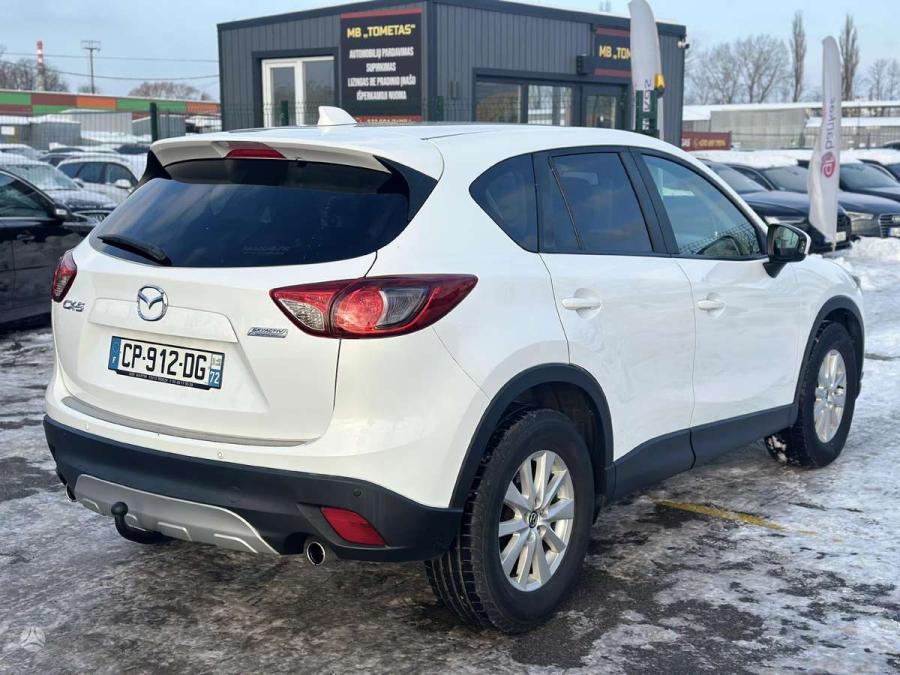 White Mazda CX-5 2012 in Klaipeda, with an engine capacity of 2.19 L and mileage of 221 thousand km for 6999 €, photo 6 on AUTOMOTO.COM.LV