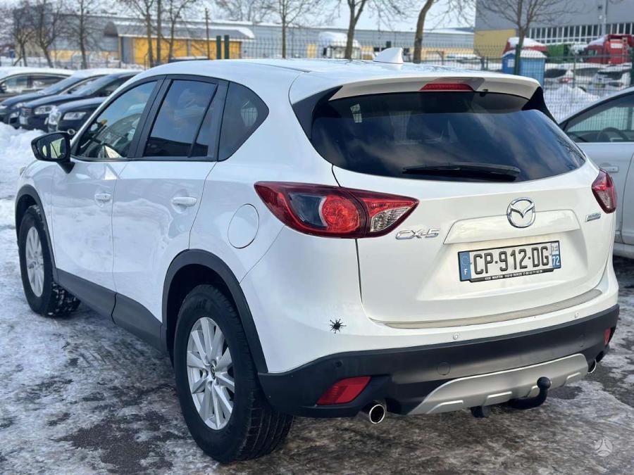 White Mazda CX-5 2012 in Klaipeda, with an engine capacity of 2.19 L and mileage of 221 thousand km for 6999 €, photo 8 on AUTOMOTO.COM.LV