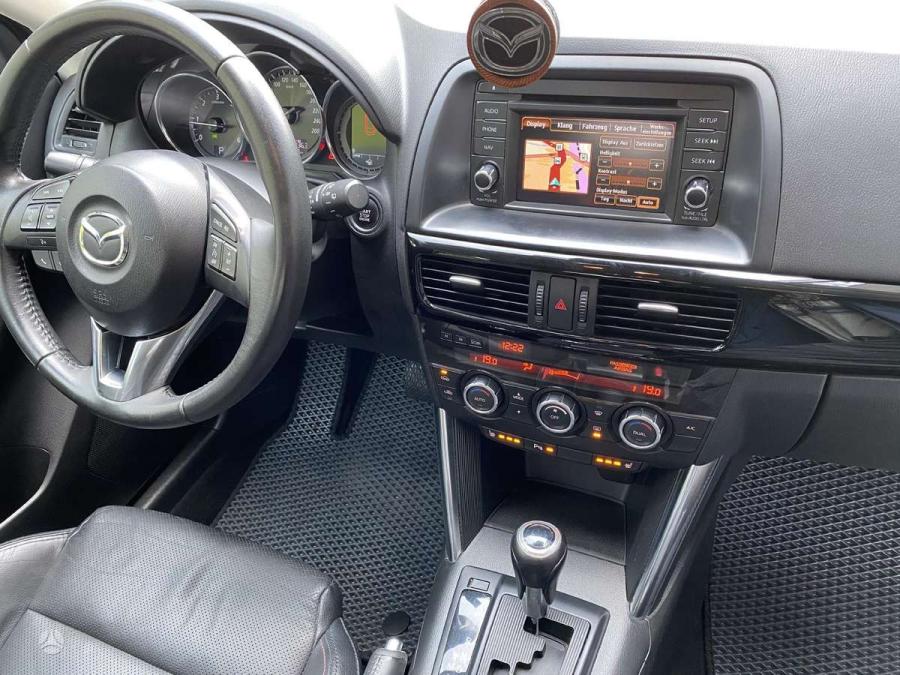 White Mazda CX-5 2012 in Marijampole, with an engine capacity of 2.19 L and mileage of 148 thousand km for 8850 €, photo 22 on AUTOMOTO.COM.LV