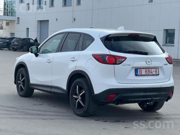 White Mazda CX-5 2012 in Rezekne, with an engine capacity of 2.20 L and mileage of 0 thousand km for 6700 €, photo 5 on AUTOMOTO.COM.LV