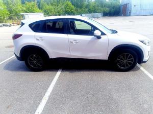 White Mazda CX-5 2012 in Kaunas, with an engine capacity of 2.19 L and mileage of 209 thousand km for 6199 €, photo 6 on AUTOMOTO.COM.LV