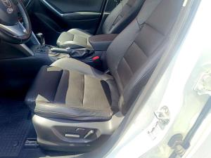 White Mazda CX-5 2012 in Kaunas, with an engine capacity of 2.19 L and mileage of 209 thousand km for 6199 €, photo 10 on AUTOMOTO.COM.LV