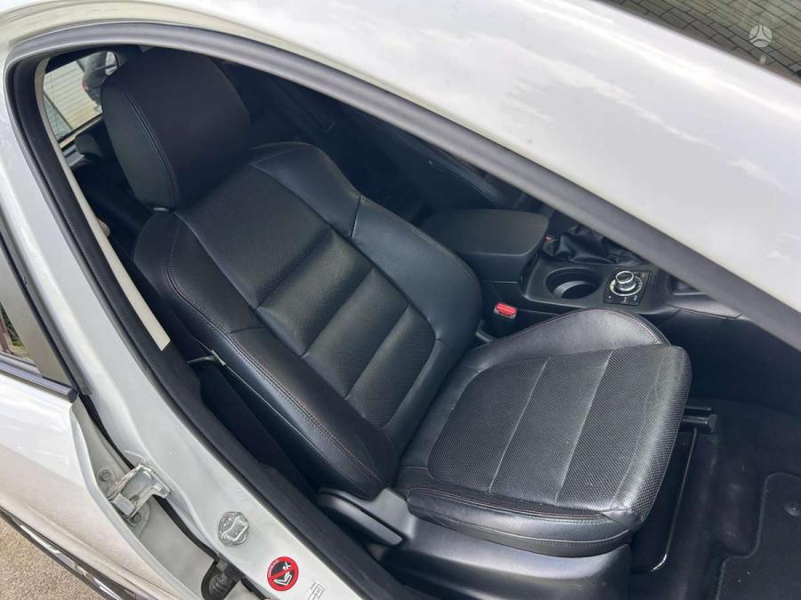Balts Mazda CX-5 2012 Pasvalys, ar dzinēja tilpumu 2.20 L un nobraukumu 172 tūkst. km par 2900 €, foto 19 vietnē AUTOMOTO.COM.LV