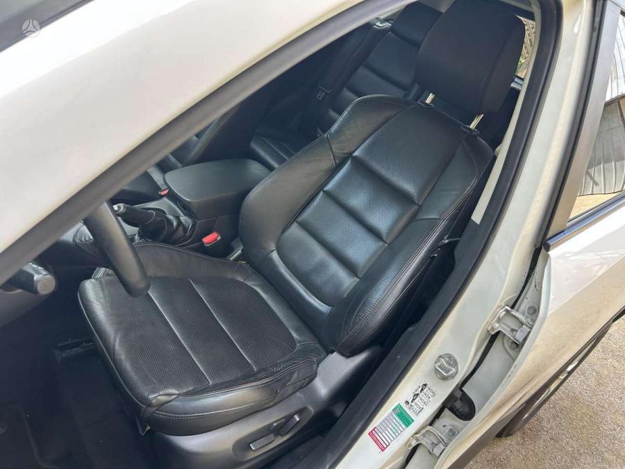 Balts Mazda CX-5 2012 Pasvalys, ar dzinēja tilpumu 2.20 L un nobraukumu 172 tūkst. km par 2900 €, foto 22 vietnē AUTOMOTO.COM.LV