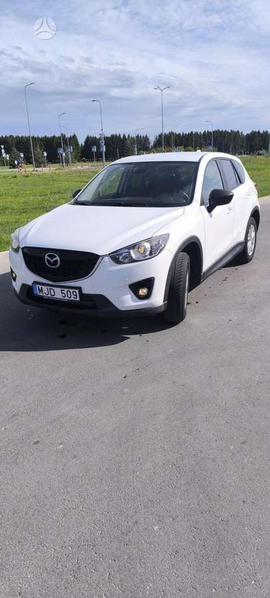 White Mazda CX-5 2012 in Gargzdai, with an engine capacity of 2.19 L and mileage of 204 thousand km for 7000 €, photo 8 on AUTOMOTO.COM.LV