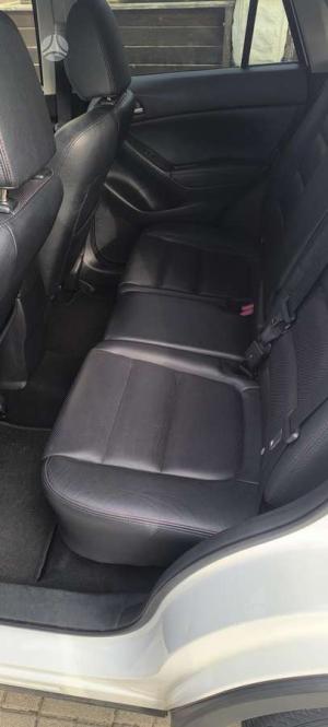 White Mazda CX-5 2012 in Gargzdai, with an engine capacity of 2.19 L and mileage of 204 thousand km for 7000 €, photo 11 on AUTOMOTO.COM.LV