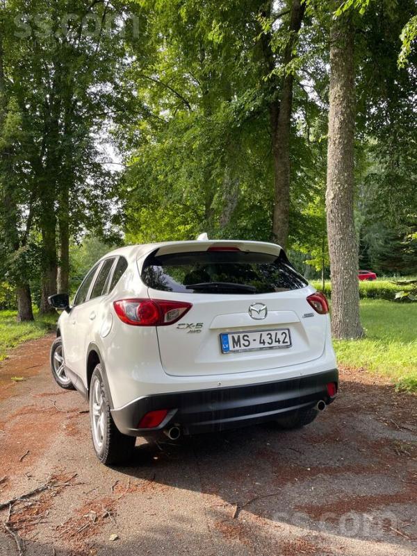 White Mazda CX-5 2012 in Limbazi, with an engine capacity of 2.20 L and mileage of 189 thousand km for 6000 €, photo 4 on AUTOMOTO.COM.LV
