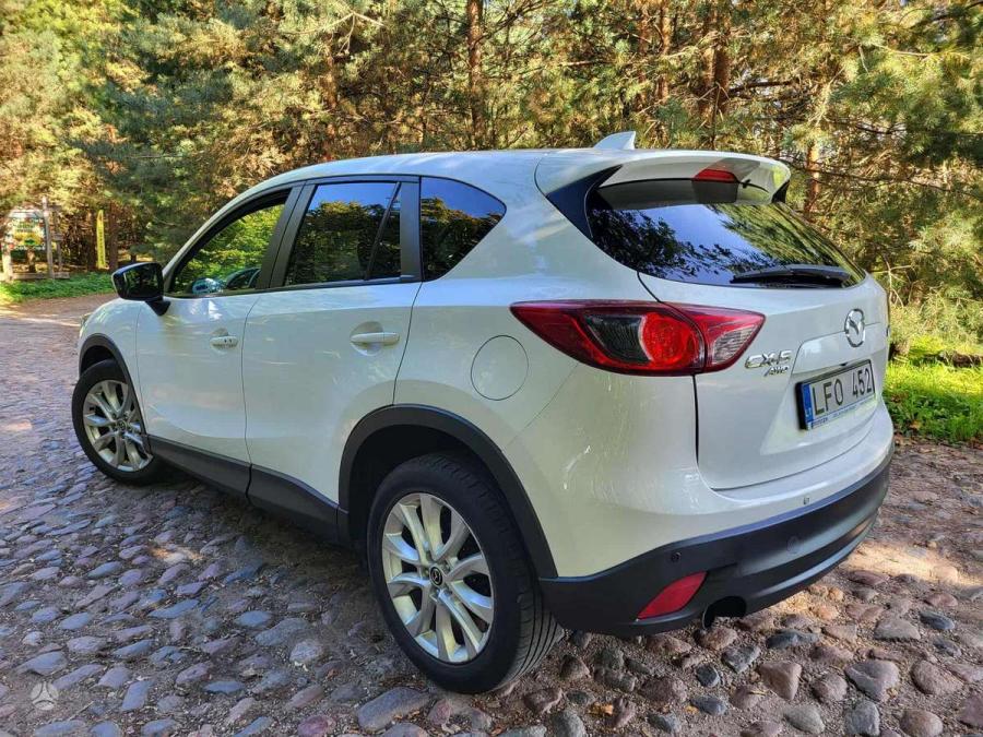 White Mazda CX-5 2012 in Kaunas, with an engine capacity of 2.19 L and mileage of 229 thousand km for 5300 €, photo 7 on AUTOMOTO.COM.LV