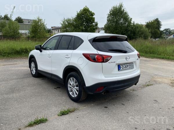 Mazda CX-5 2012 Ogre vietnē Balts Mazda CX-5 2012 Ogre, ar dzinēja tilpumu 2.20 L un nobraukumu 168 tūkst. km par 6690 €, foto 9 vietnē AUTOMOTO.COM.LV