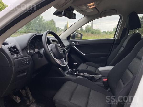 Mazda CX-5 2012 Ogre vietnē Balts Mazda CX-5 2012 Ogre, ar dzinēja tilpumu 2.20 L un nobraukumu 168 tūkst. km par 6690 €, foto 10 vietnē AUTOMOTO.COM.LV