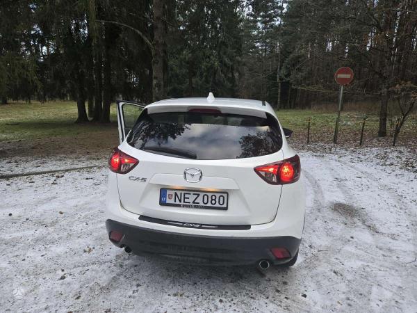 Balts Mazda CX-5 2013 Raseiniai, ar dzinēja tilpumu 2.19 L un nobraukumu 19 tūkst. km par 3700 €, foto 4 vietnē AUTOMOTO.COM.LV