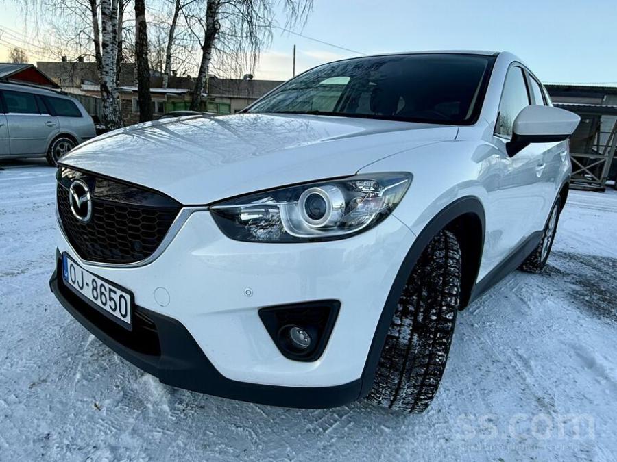 White Mazda CX-5 2013 in Riga, with an engine capacity of 2.20 L and mileage of 0 thousand km for 6990 €, photo 2 on AUTOMOTO.COM.LV