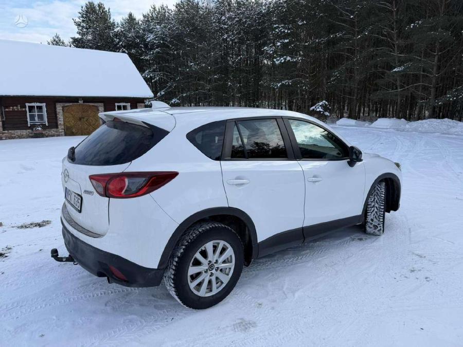 White Mazda CX-5 2013 in Alytus, with an engine capacity of 2.19 L and mileage of 192 thousand km for 6200 €, photo 7 on AUTOMOTO.COM.LV